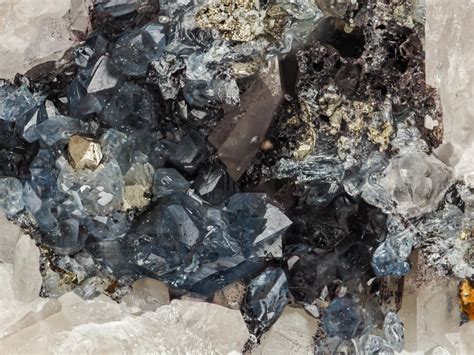 E Rocks Mineral Auctions