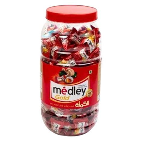 Medly Gold Caramel Candy Filled Center 650 765 G 166 170 Pieces Rich Caramel Flavor Solid
