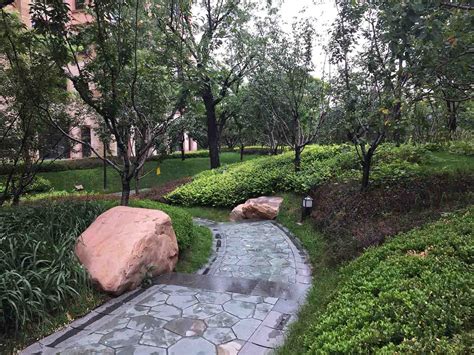 种植施工工地施工种植大山谷图库