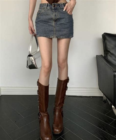 리맨드 로우라이즈 마이크로미니 데님스커트