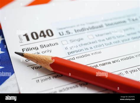 Tax Form 1040 Us Individual Income Tax Return Business Finance
