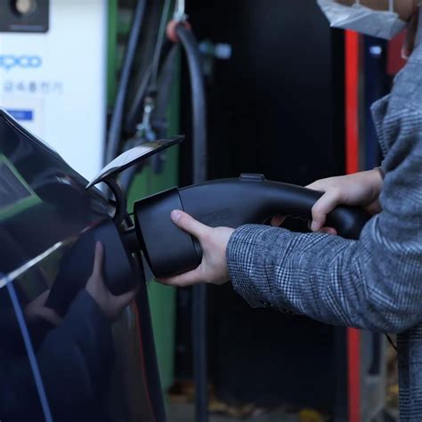 Ccs 1 To Tesla Adapter Tesla Ccs Adapter Shanghai Mida Ev Power Co Ltd