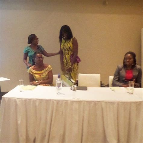 Yetty Williams Founder Lagosmums Expressing Her Thanks To