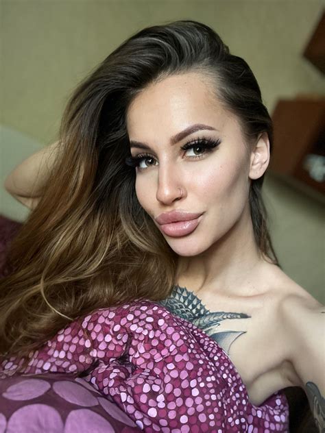 Do You Think Im Hot 😘 F24 R Amihotaf