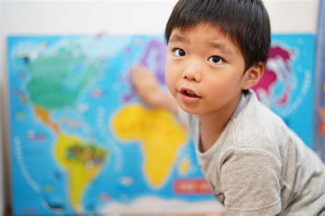 世界地図パズルがもたらす学習効果とは？ 選び方とおすすめパズルを厳選 Hugkum（はぐくむ）