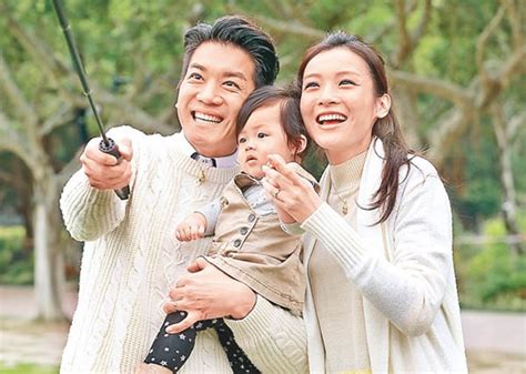 帶挈黎諾懿有劇拍 李佳芯離巢 馬國插旗 做江湖大家姐 東方日報