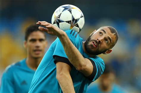 Карім Бензема вперше за 6 років отримає виклик у збірну Франції