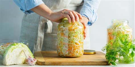 Скільки солі потрібно додавати в квашену капусту — скільки солі на 1 кг капусти закваска