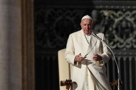 Папа Франциск вдигна папската тайна при сексуални посегателства