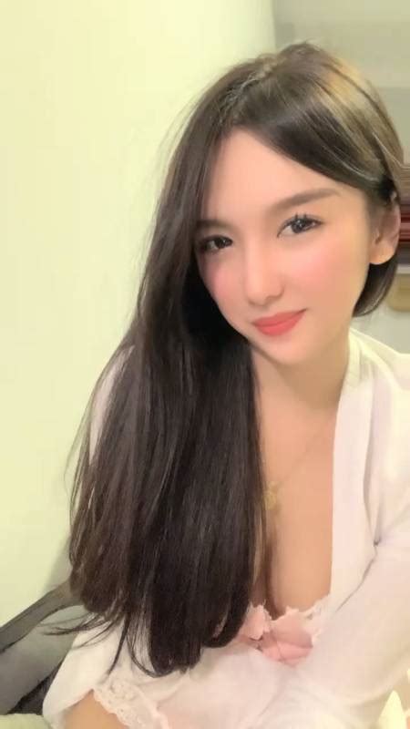 高颜值可爱女神 偷走一头猪 清纯的长腿女神收费视频 3v227g 丝丝网