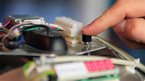 Robot Breaks Previous Rubiks Cube Record Digital Trends