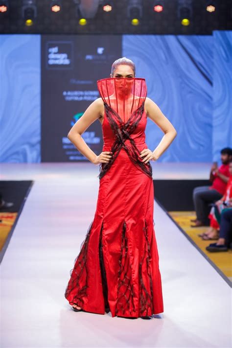 Pertinacious A Tribute To Satish Gujral And His Paintings Jd