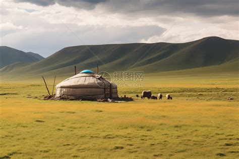 蓝天下草原上的蒙古包高清图片下载 正版图片600317453 摄图网