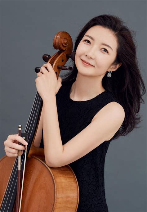 Professor Ma Wen Plays Larsen Il Cannone Strings For Cello