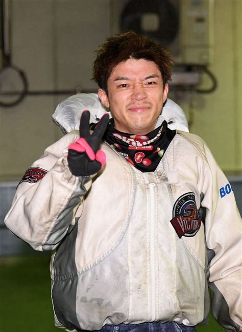 【若松ボート】和田兼輔が抽選で1号艇ゲット 外枠のsgタイトルホルダーたちを振り切るか バトルトーナメントファイナル：中日スポーツ・東京中日スポーツ