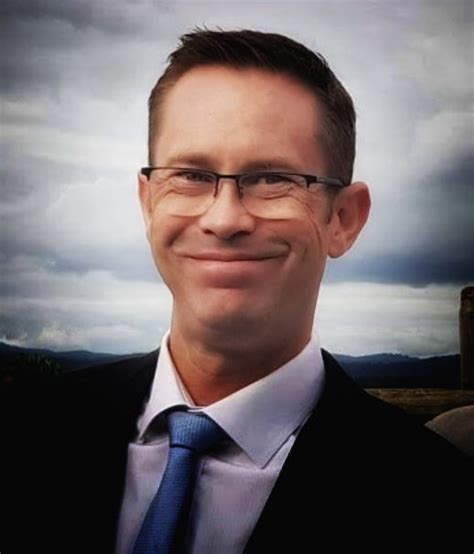 about jay maxwell medium