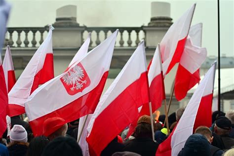 폴란드의 독립 기념일 기념의 피우수트스키 광장에서 회복 하 고 가장 높은 주 공무원 및 수천의 사람들이 참석 11월에 대한 스톡 사진 및 기타 이미지 Istock