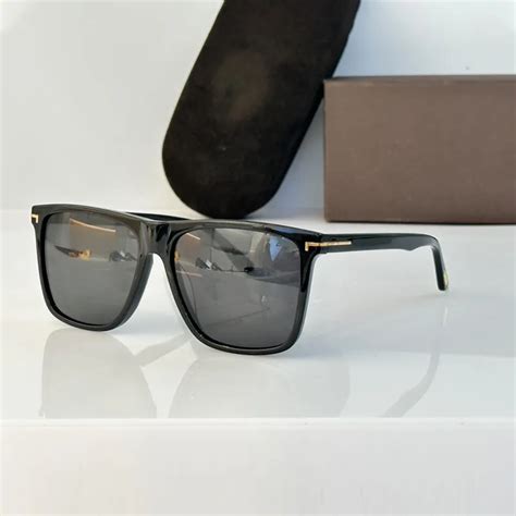 High Quality Unisex Square Acetate Sunglasses By Tf Glasses Designer