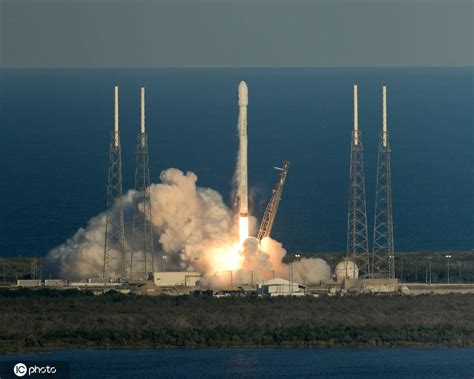 Spacex发射tess望远镜，成功海上回收火箭第一级 搜狐大视野 搜狐新闻