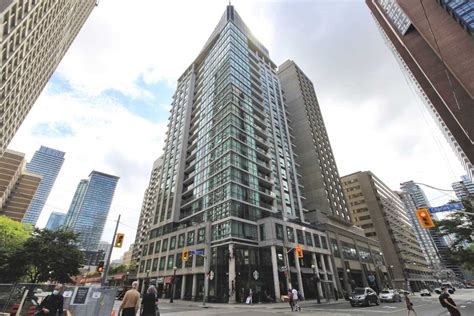 Elevn Residences Toronto On 1121 Bay St Livrent