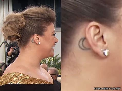 Kelly Clarksons 14 Tattoos And Meanings Steal Her Style