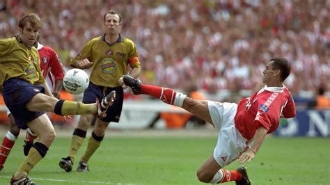 Ex Charlton Athletic Star Clive Mendonca Still Holds A Record That Will