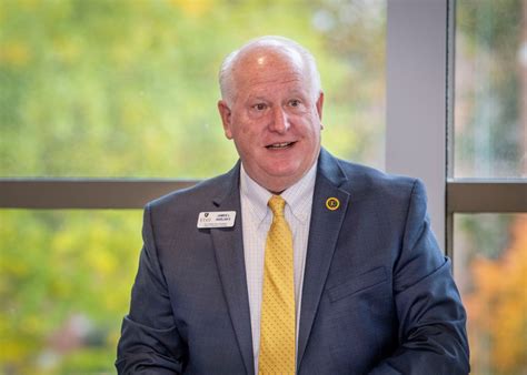 Tennessee Hills Co Owner Dad Fund New Etsu Scholarship Wjhl Tri Cities News And Weather