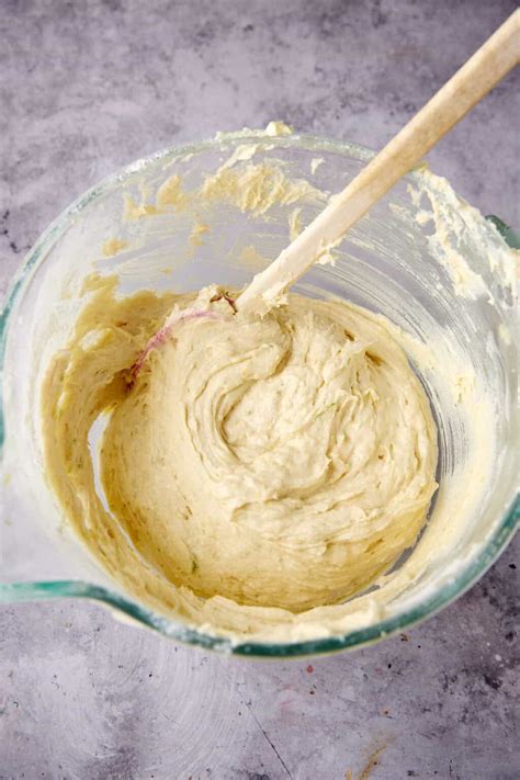 Moist 7 Up Cake With Lemon Lime Cream Cheese Frosting Easy Southern