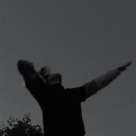 эстетика карэ без лица небо