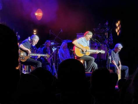 James Taylor Concert And Tour History Updated For 2025 Concert Archives