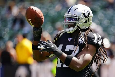 Record Breaking Kicks The Longest Punt In Nfl History