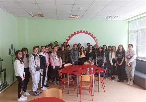 Профилирана природо математическа гимназия Ловеч