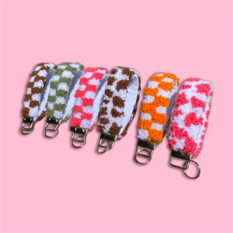 Cute Punch Needle Mini Wristlets Handmade Thick Mini Lanyard Cute Car Accessories For Her