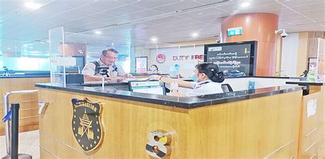 ပြည်ပနိုင်ငံများမှ ဝင်ရောက်လာသူများအား ရန်ကုန်အပြည်ပြည်ဆိုင်ရာ လေဆိပ်နှင့် မန္တလေး အပြည်ပြည်ဆိုင