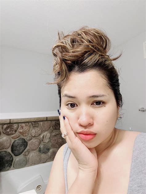 Khmer ផុសរហូតម៖ង Like មិចទាន់ទៅ Facebook