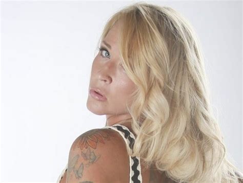 Sunshine Girl Christina Toronto Sun