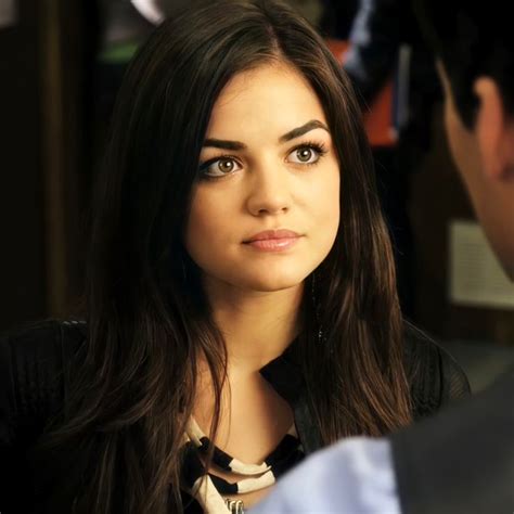 Aria Montgomery Imagens Aleatórias Beleza Moda