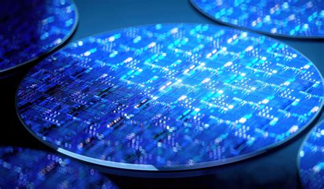 风景高清图片 芯片金融科技赛博朋克人工智能三维渲染电路板技术背景处理器cpu和gpu的概念 创意合成免费下载 格式 12800像素 编号46128164 千图网