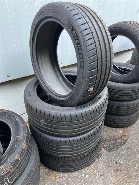 4x Michelin Pilot Sport 4 235 45 Zr 19 99y Kaufen Auf Ricardo