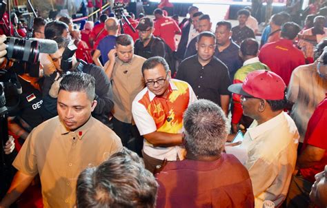 向搞分裂的政党说“不”！ 支持团结政府中庸施政 Selangorkini 中文