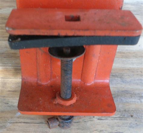 Vintage Servo Action Vise 2071474937