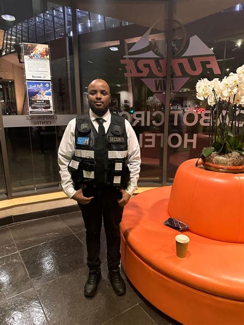 mohamed mohamud on linkedin tailoredsecurity uniquelooks hotels