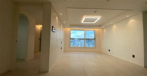 디아망으로 도배 새로하였는데 설명도 친절하게 해주시고 작업도 깔끔하게 해주셨습니다 숨고 숨은고수