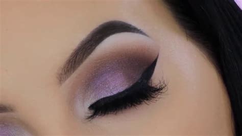 Purple Smokey Eye 💜 Be Bold Be Glamorous Purple Smokey Eye