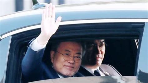 文在寅抵达板门店 亚洲日报