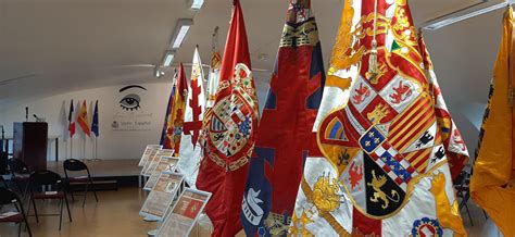 Exposición De Banderas Históricas De España Liceo Luis Buñuel