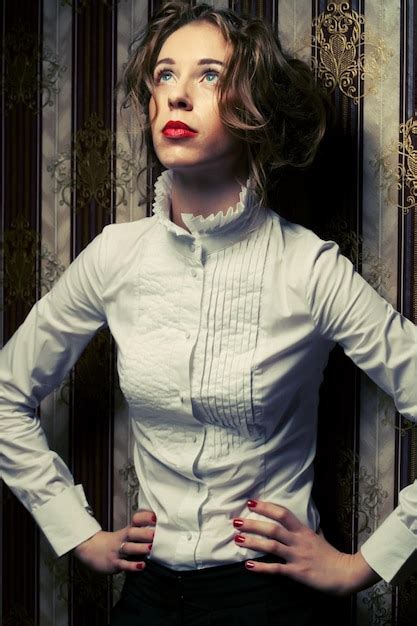 98000 Jacqueline Model Pictures