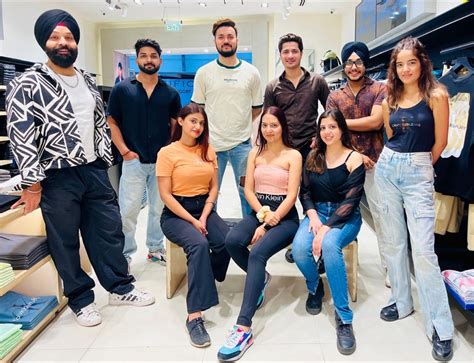 Shashwat Jaiswal On Linkedin Calvinkleinintern Customerrelationships