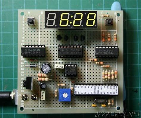 Arduino Digital Clock Synchronized By The Hz Power Line Jpralves Net