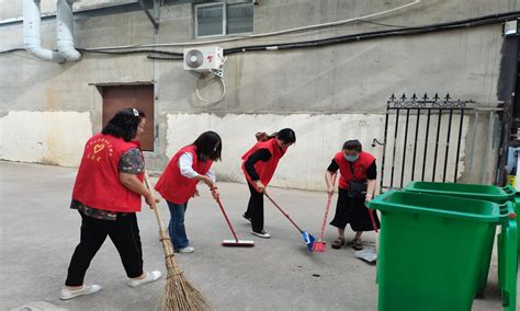 志愿服务进社区，打扫卫生暖人心 平顶山市第四十三中学